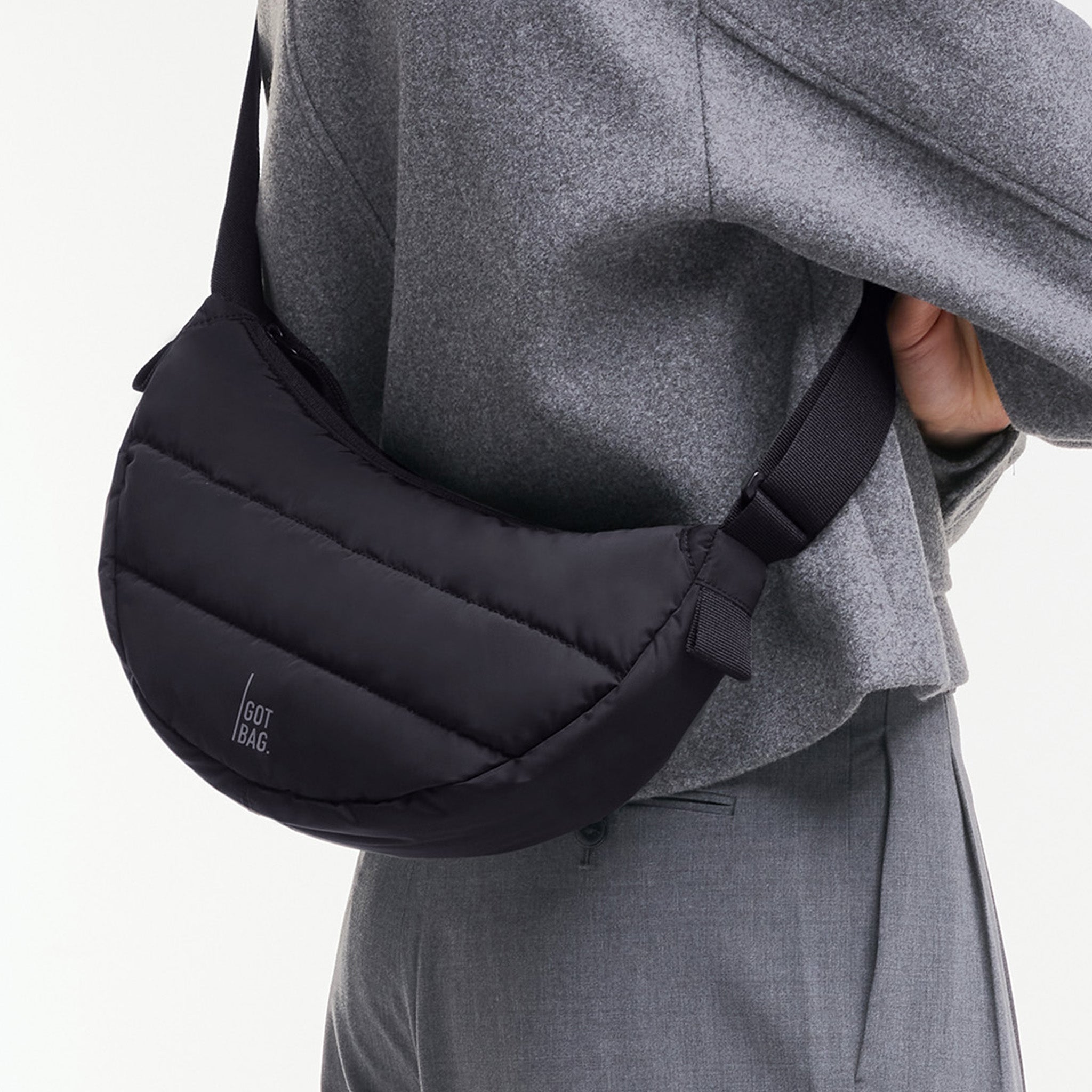 PUFFER MOON BAG SMALL